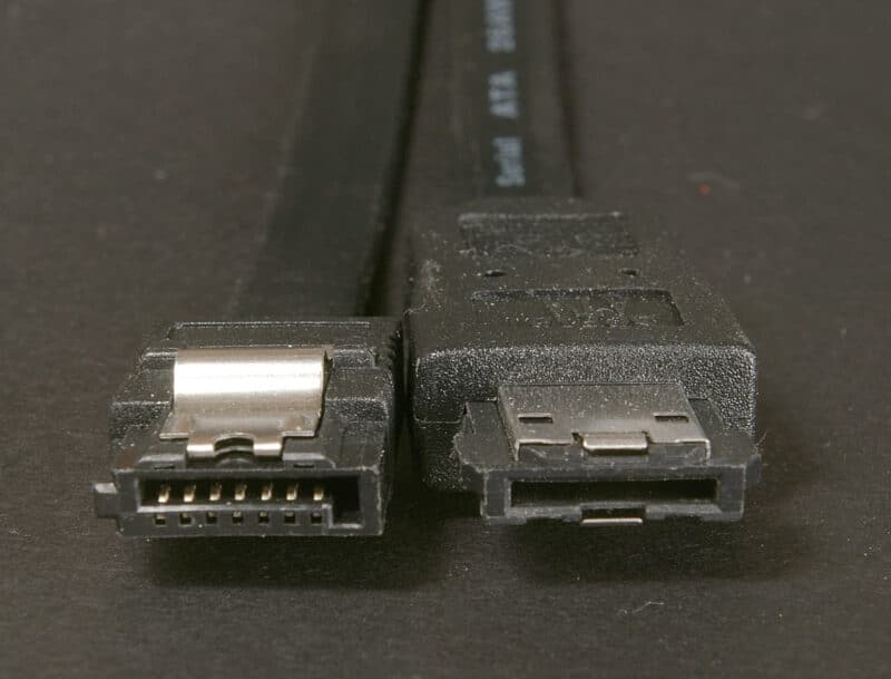 Difference Between SATA 2 vs. SATA 3 Cable (Complete Guide)